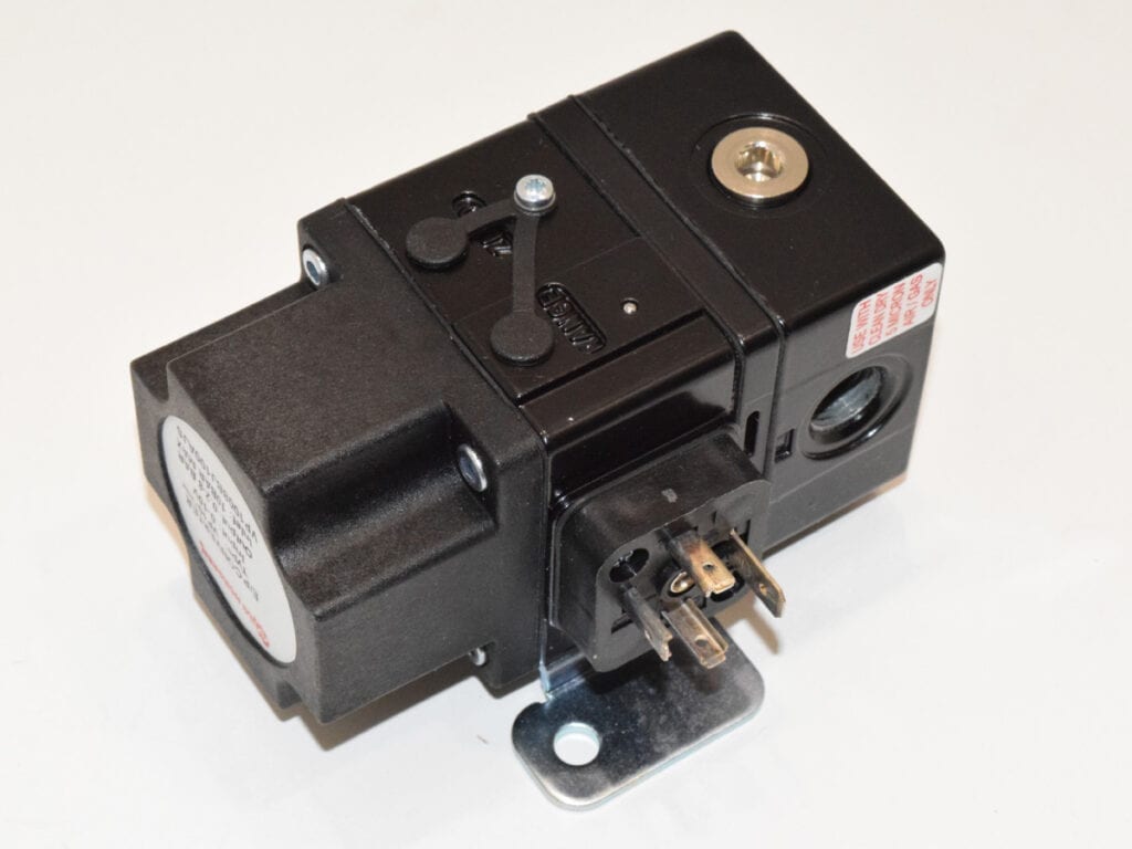 7038318 SPS - PRESSURE CONTROL VALVE - Johnston Sweepers Parts – Street ...